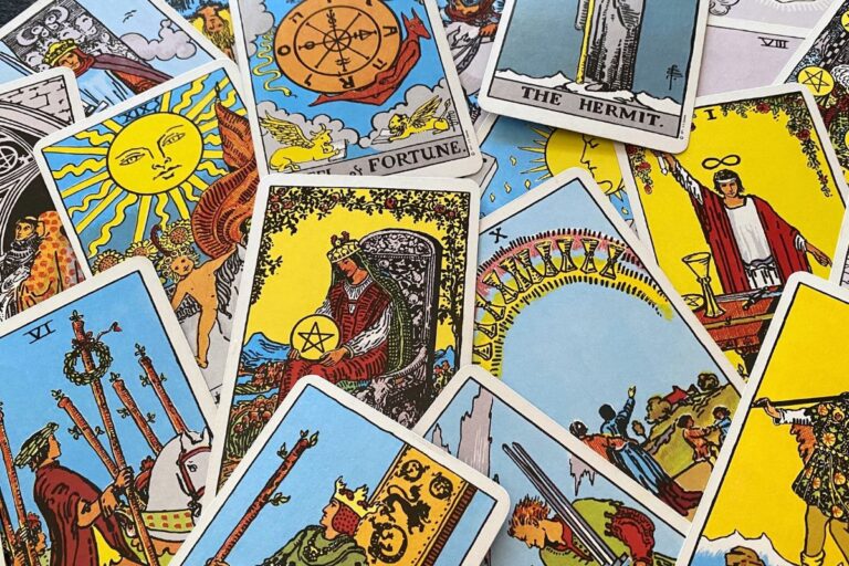 78 Cartes Du Tarot Décryptées : Arcanes Majeurs/Mineurs ...